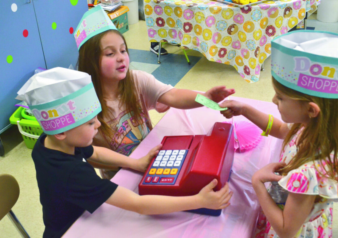 McKinley first graders host families at donut shops | News, Sports ...